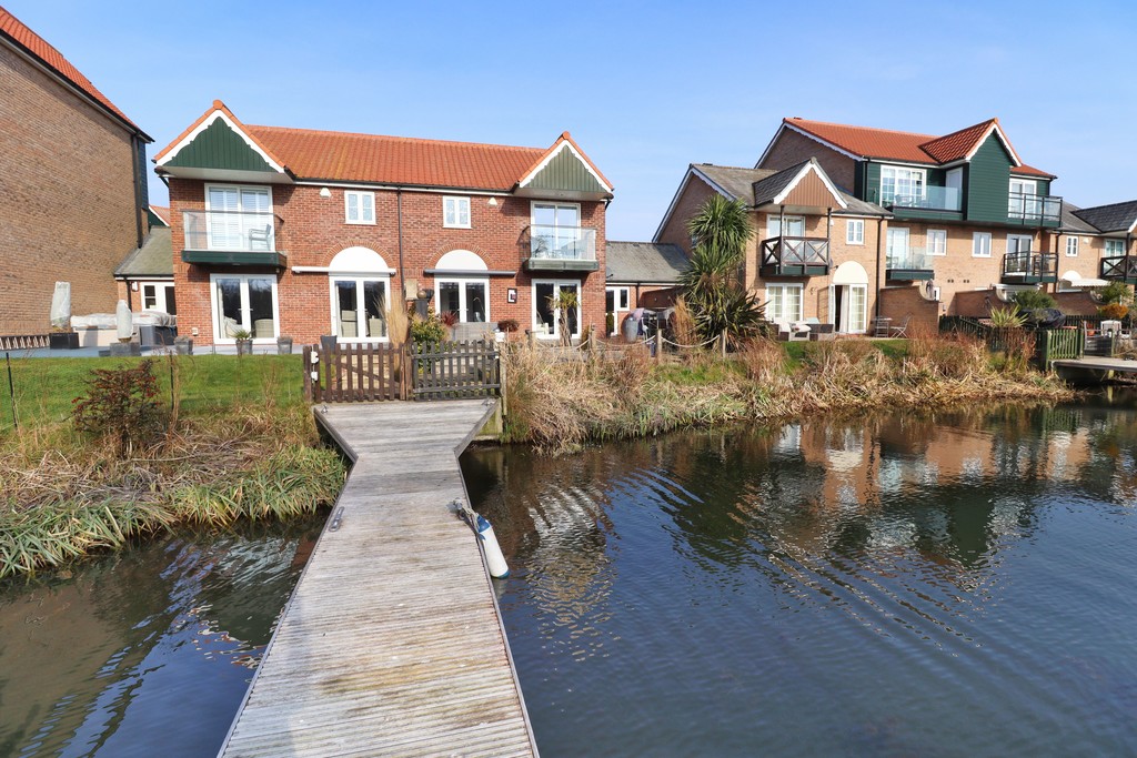 Bridge Walk, Burton Waters - Alasdair Morrison & Mundys